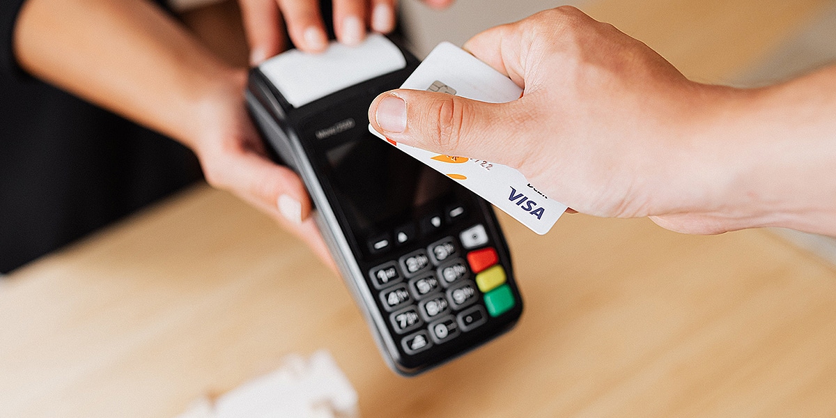Be Aware of the Dangers Of Exclusively Contactless Payments | Volumatic